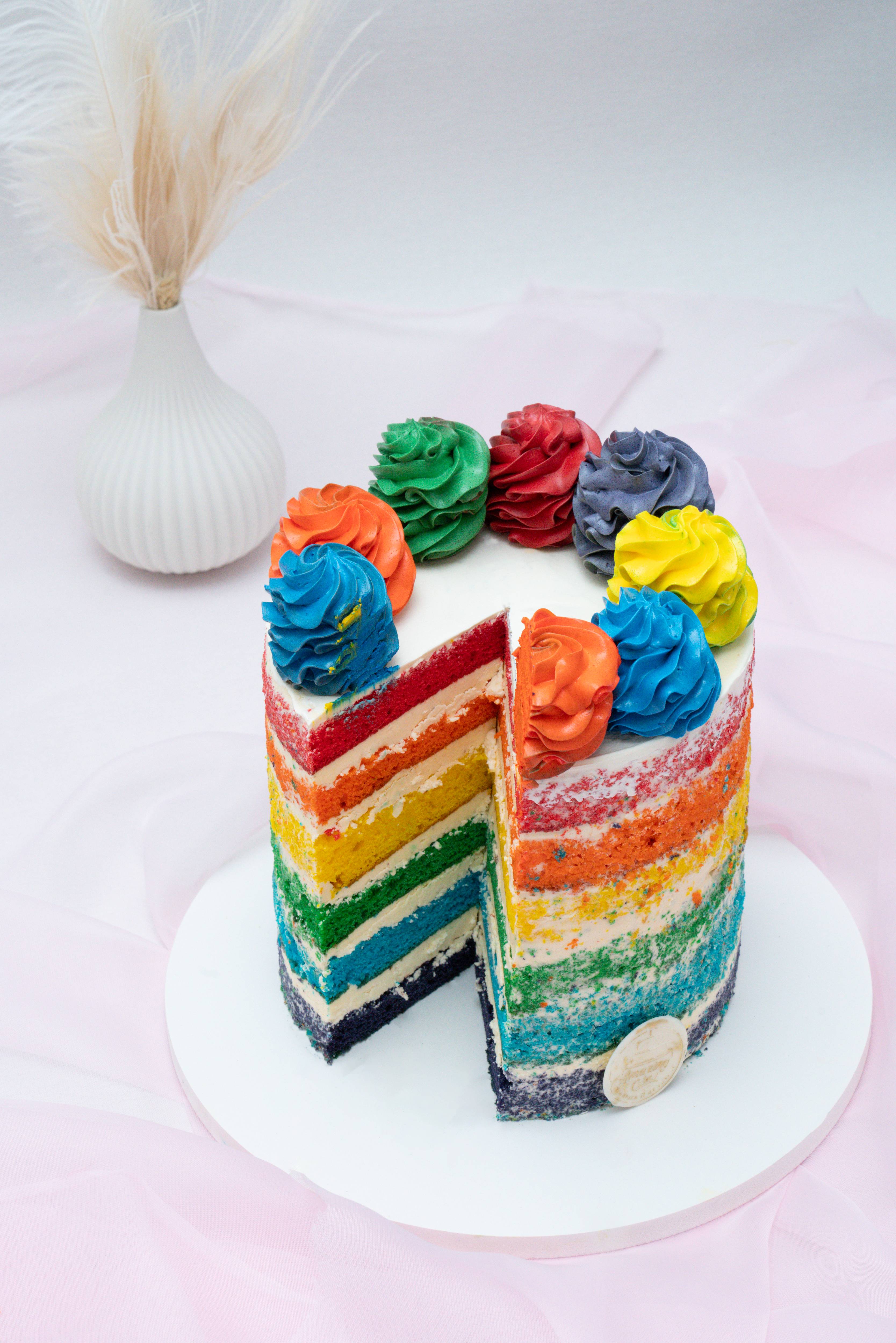 Rainbow Cake by Amazing Cake | Colorful Delight for Birthdays and Special Events – Amazing Cake ...